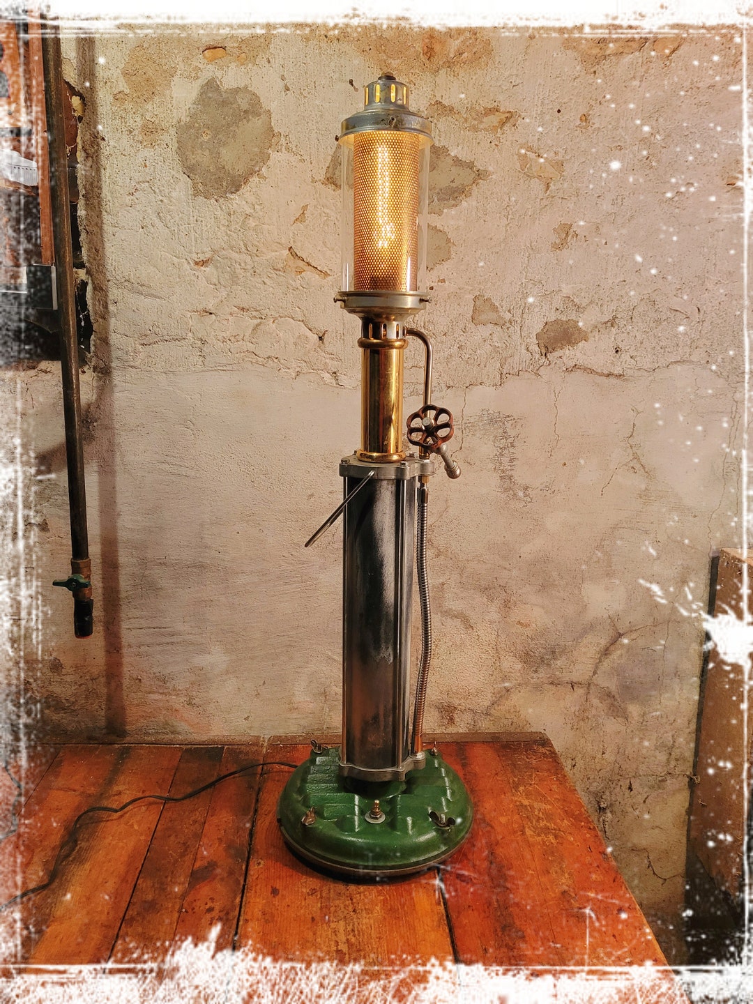 Gaslight Themed Table Lamp - Etsy