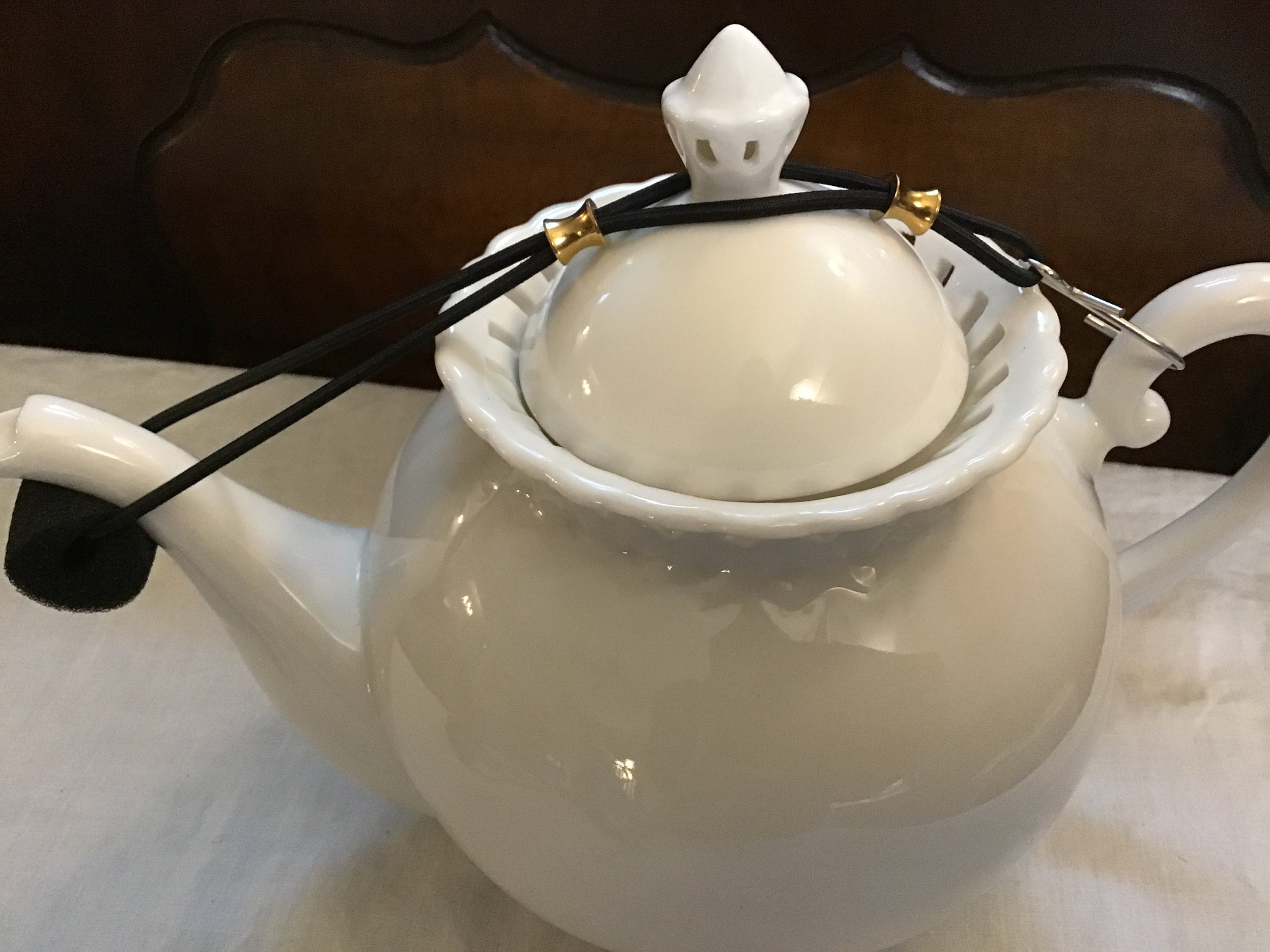 Large Teapot Lid Holder & Drip Catcher black/gold, Perfect for ...