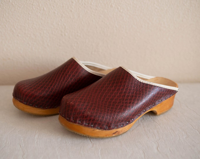Swedish Clogs Red Wooden Clogs Scandinavian Leather Shoes Eco Friendly ...