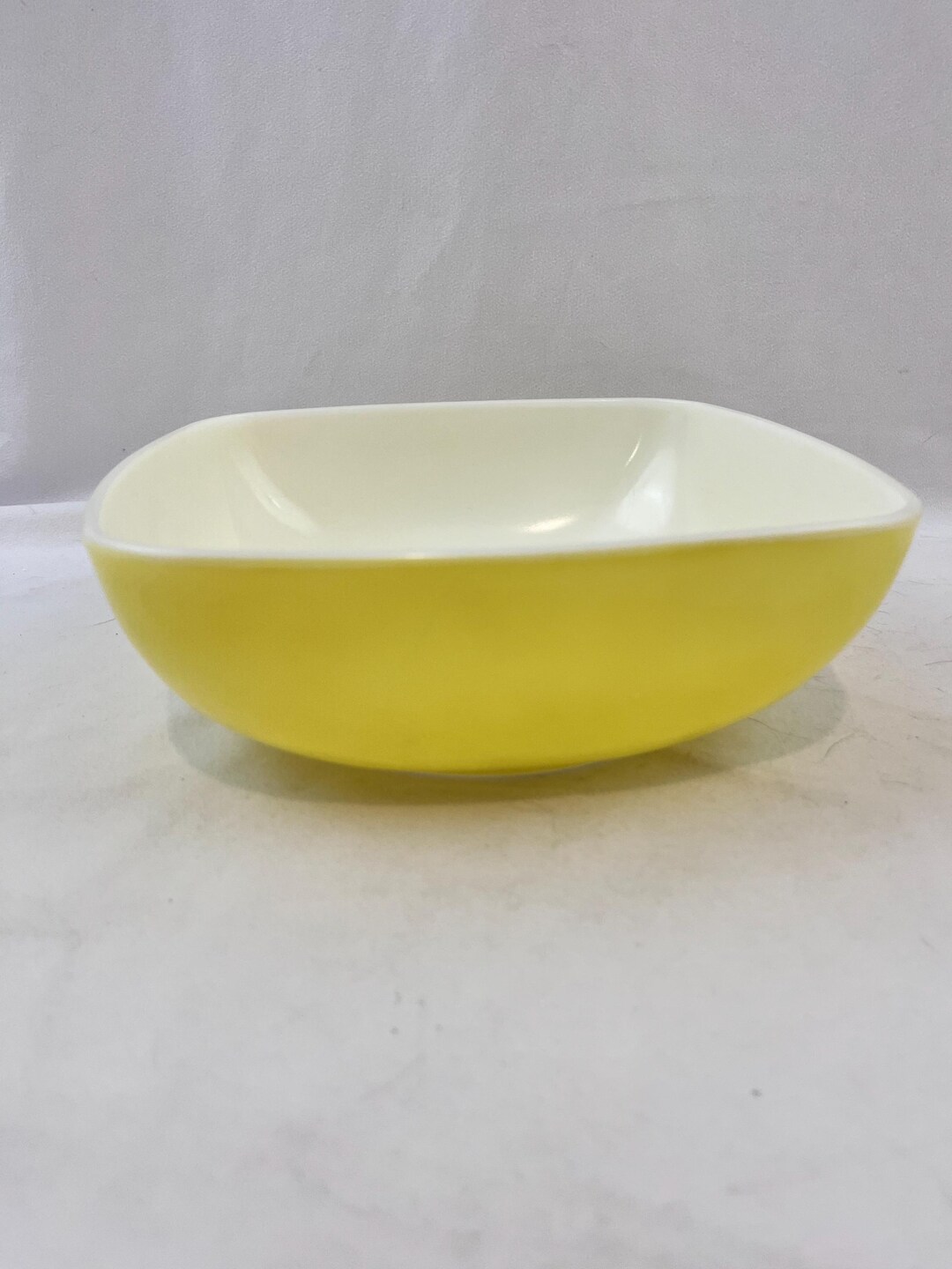 Vintage Pyrex Yellow Square Bowl 2-1/2 Quart Rare - Etsy