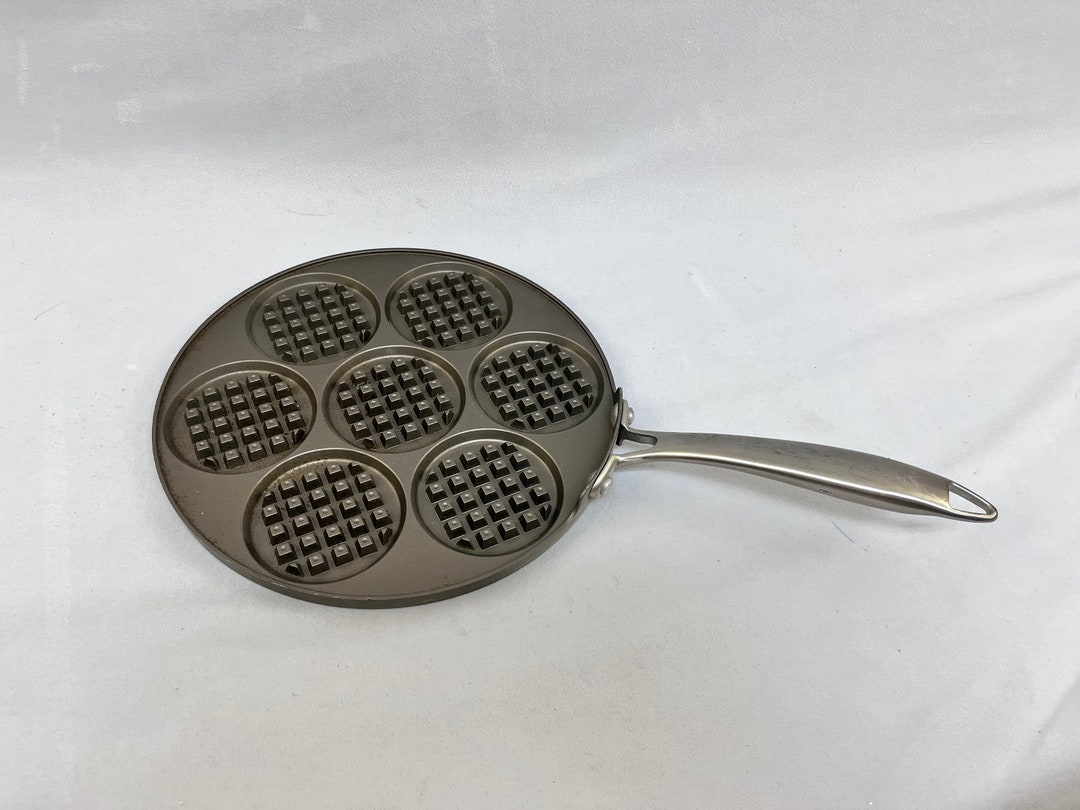 Vintage Nordic Ware Mini Waffler Stovetop Waffle Maker - Etsy