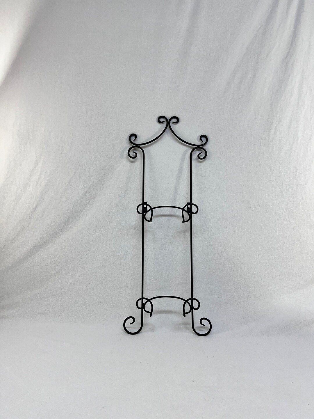 2 Plate Metal Vertical Wall Mount Plate Holder, Holds 2 Plates Total ...