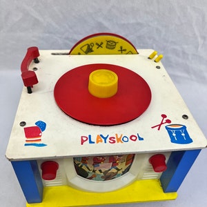Vintage Playskool Musical TV Phonograph, Toy Music Box 1960s - Etsy