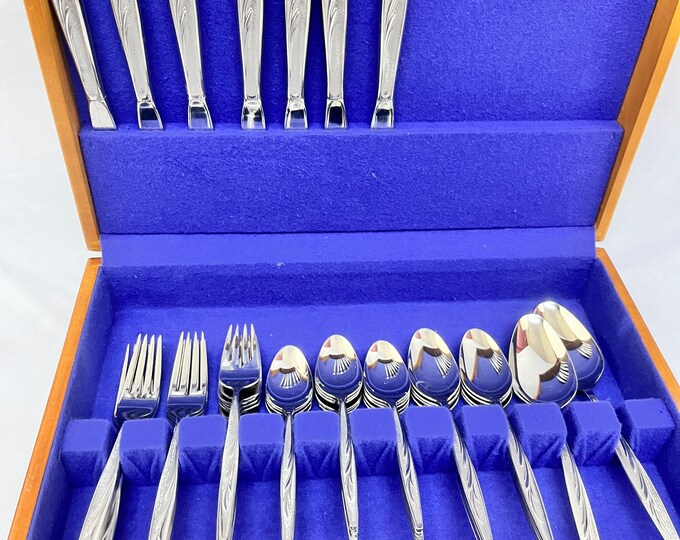 Vintage Rogers Stainless Flatware Sea Island Pattern, 48 Piece Set and ...