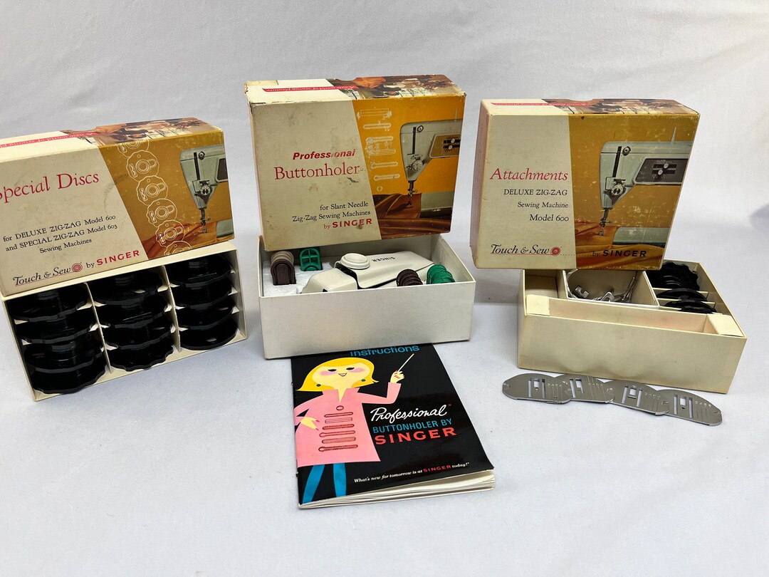 Vintage Singer Professional Buttonholer, Special Discs and Attachments ...
