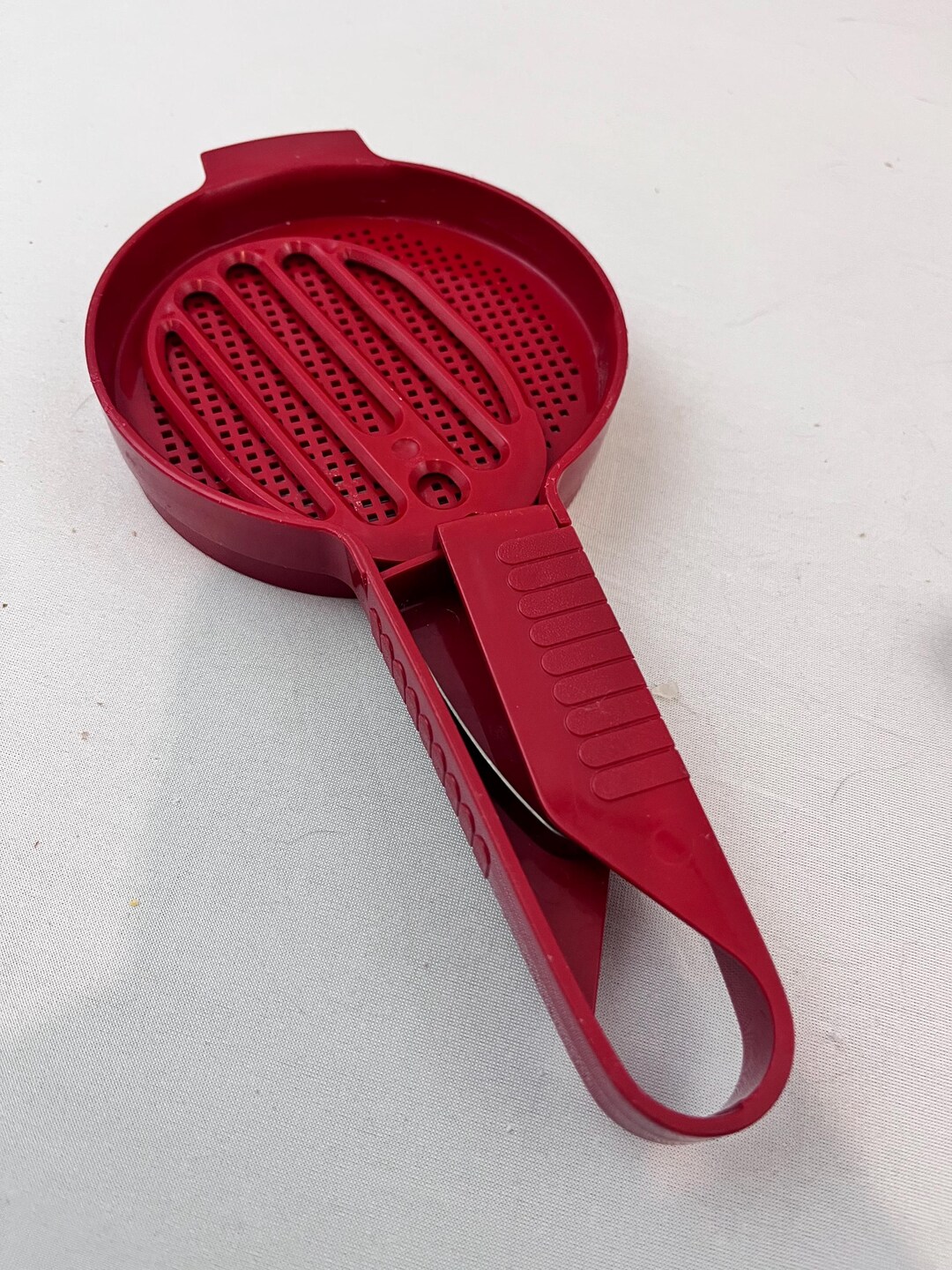 Tupperware Sifter - Etsy