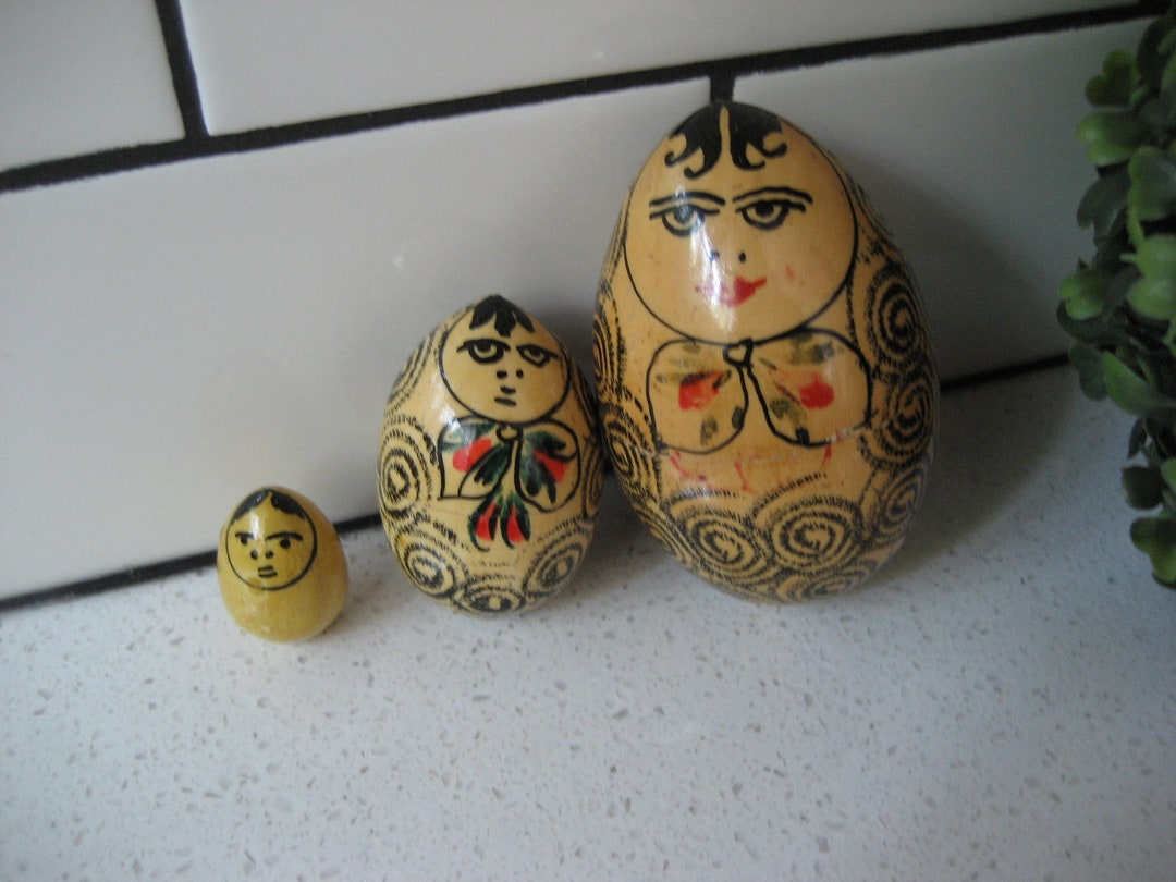 Vintage USSR Wooden Nesting Eggs Complete Set of Three Detailed Hand ...