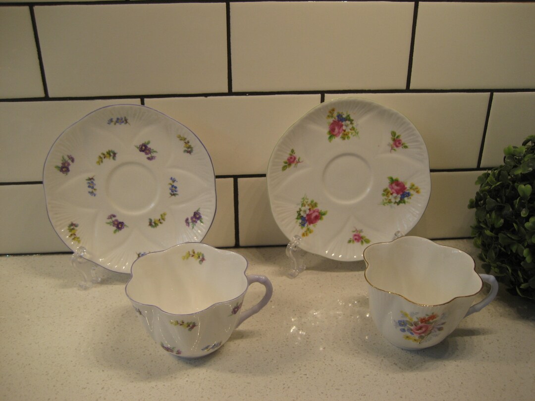 CHOICE Vintage Shelley Dainty Teacup Set Floral Spray Scattered Roses ...
