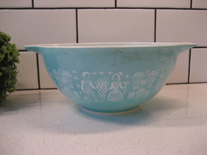 Vintage Cinderella Pyrex Aqua Mixing Bowl Backyard Chickens Roosters ...