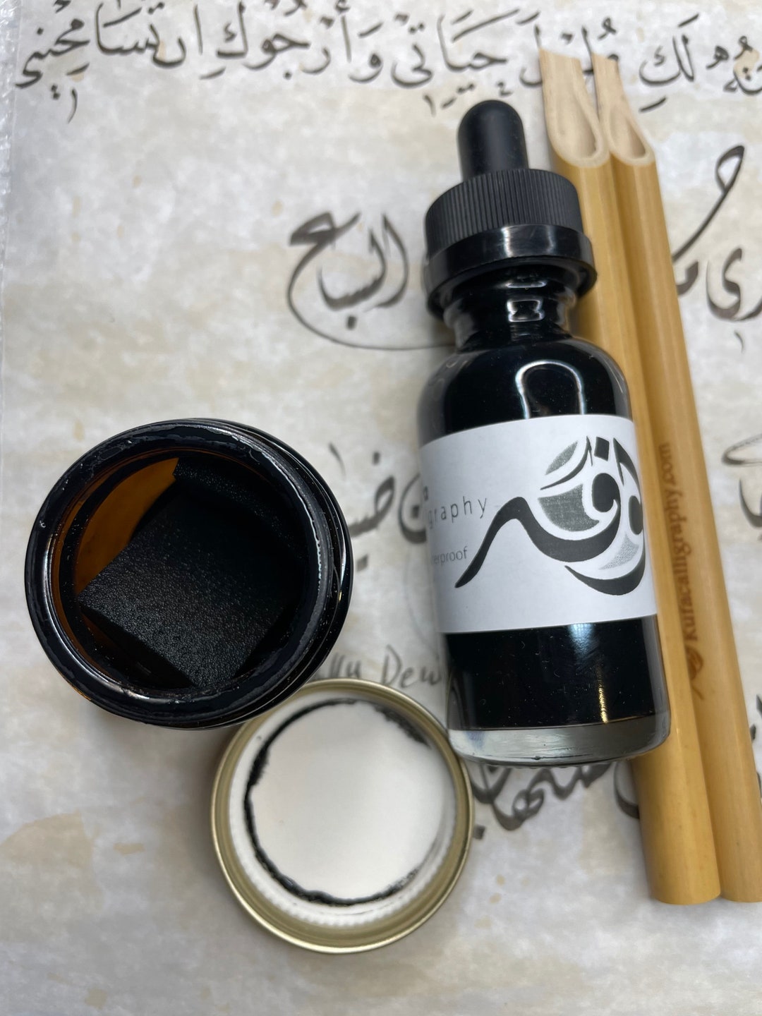 Set of 2 Calligraphy Reed Pen With Ink (black) and Inkwell - Etsy