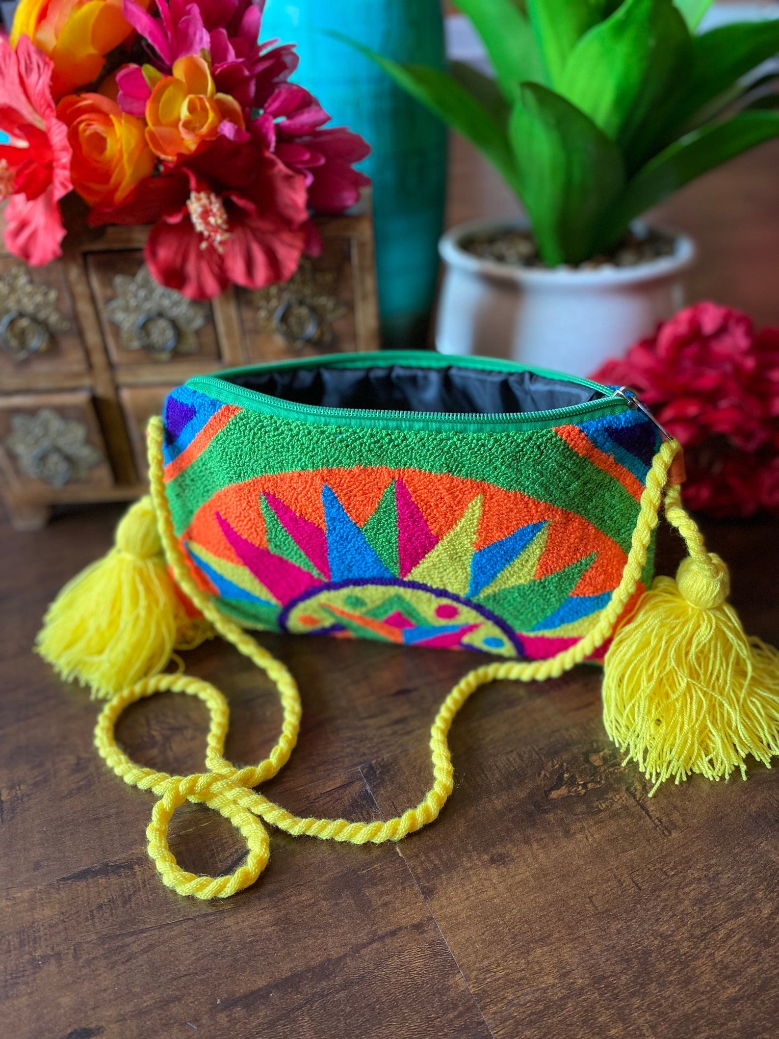 Colombian Crossbody Handmade Tapizada Wayuu Purse. Colorful Clutch With ...
