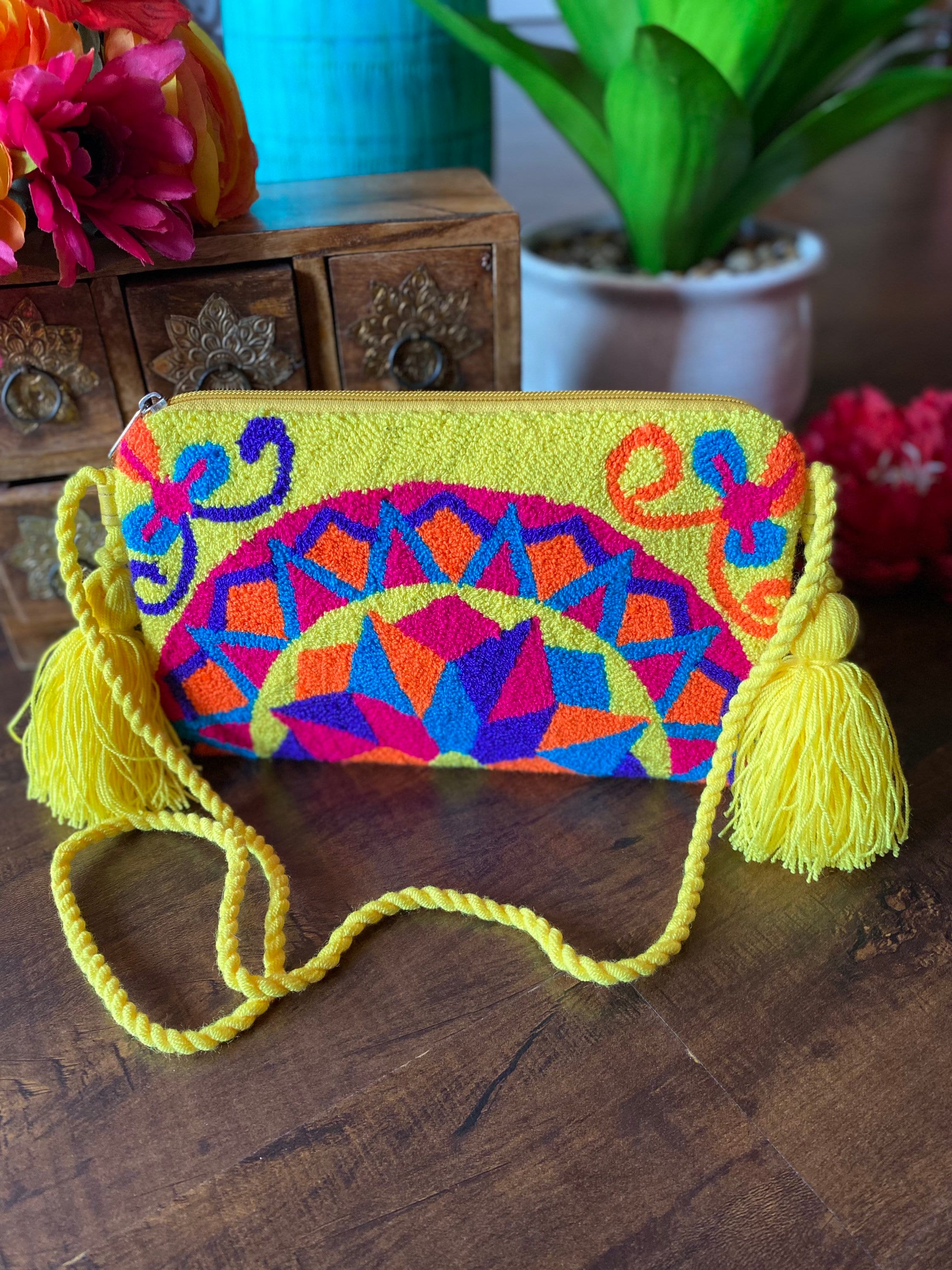 Colombian Crossbody Handmade Tapizada Wayuu Purse. Colorful Clutch With ...