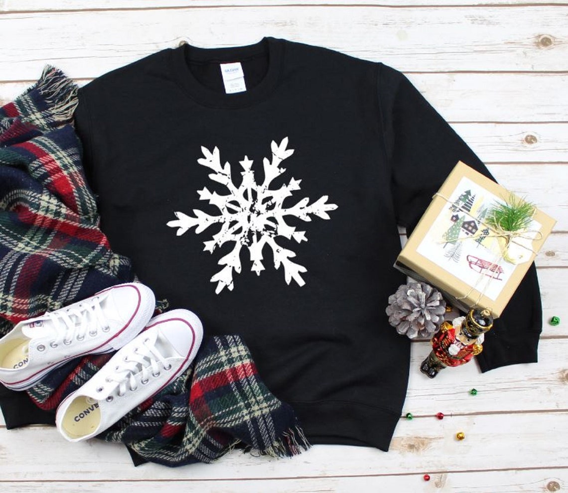 Womens Snowflake Shirt 12 Colors grunge Snowflake Christmas | Etsy