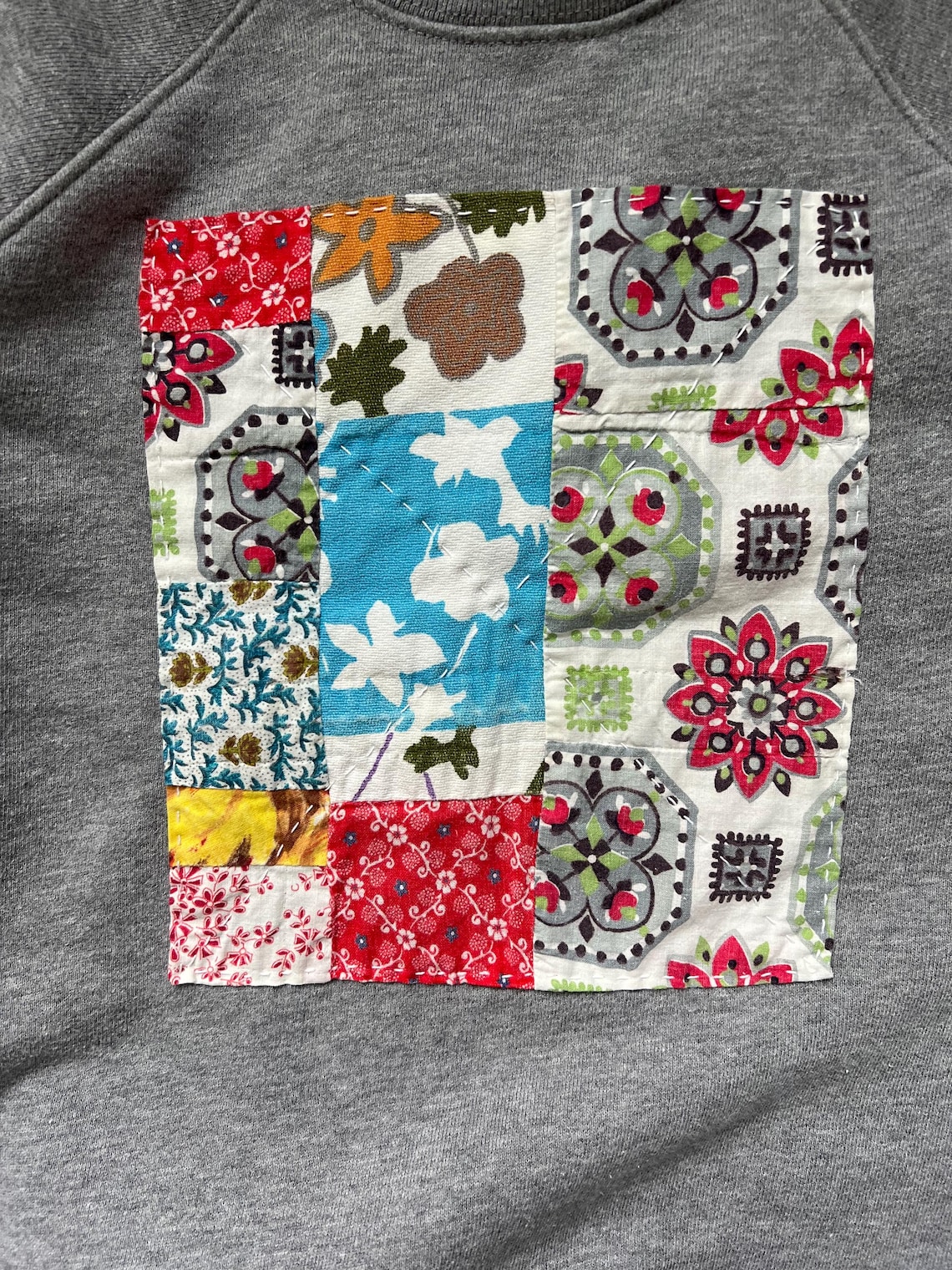 Quilt Sweatshirt Vintage Quilt Block Upcycled Sweatshirt Size S - Etsy