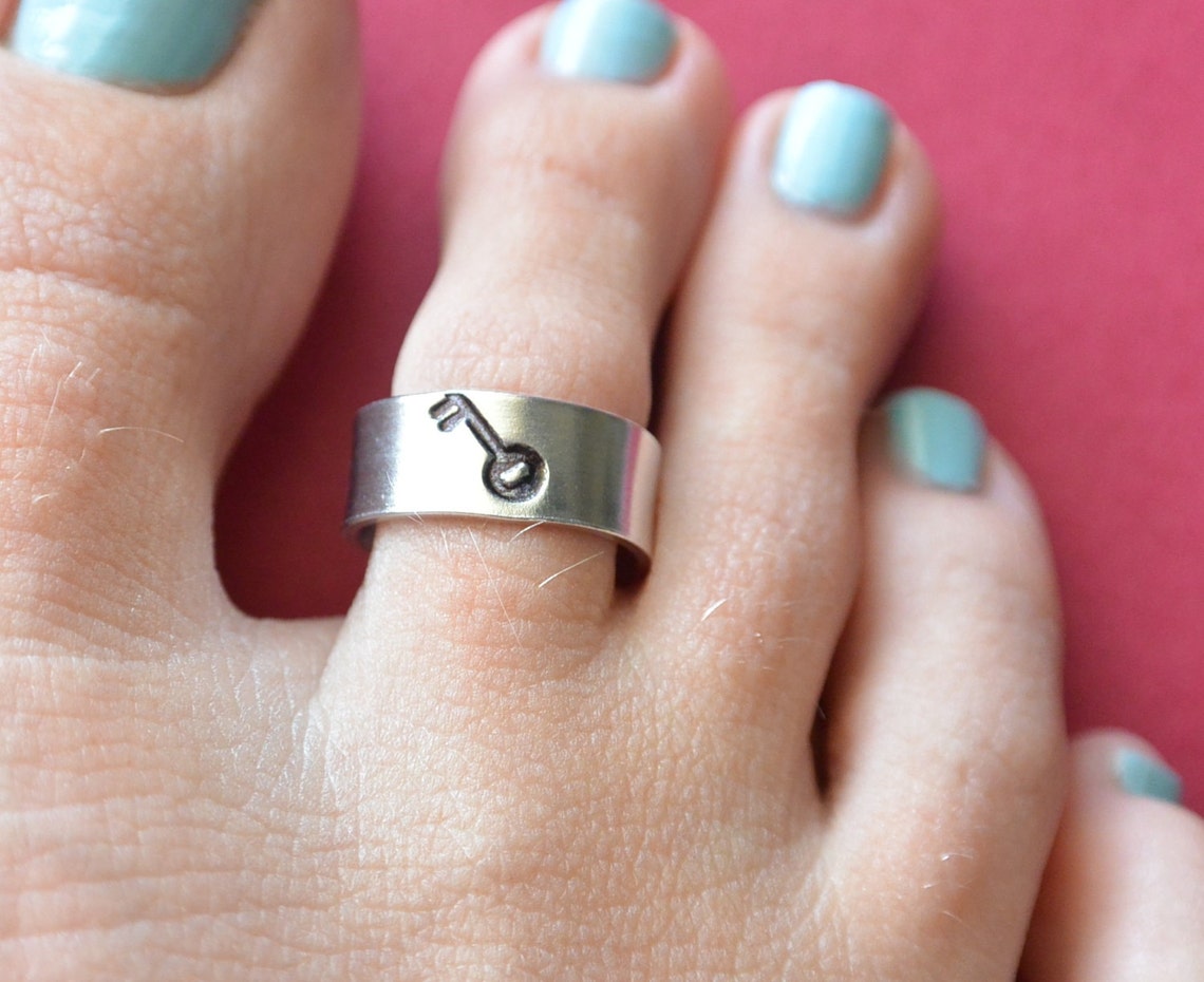 Toe Ring Key Cuff Band Adjustable Aluminum Gift for Her - Etsy