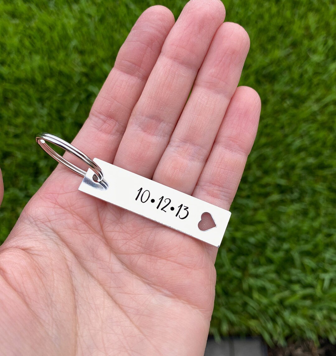 Personalized Keychain, Date Keychain, Heart Keychain Gift, Keychain for ...