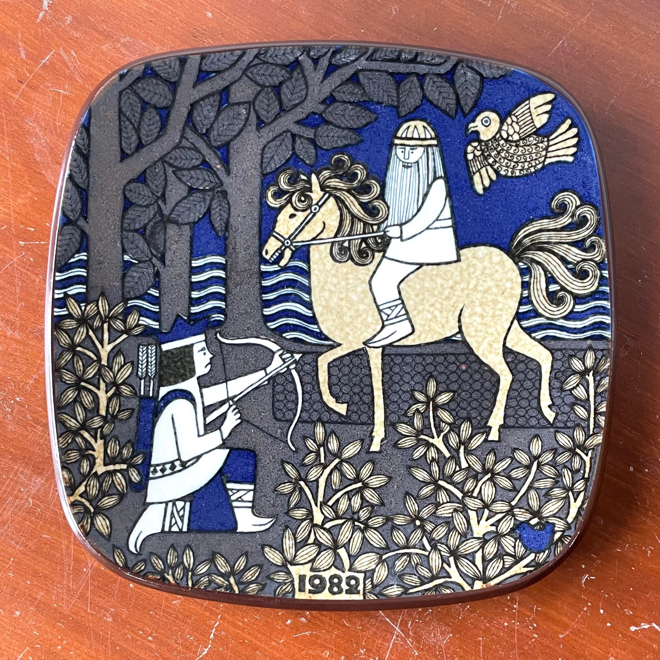 Art & Collectibles arabia annual kalevala plate 1982 in original box ...