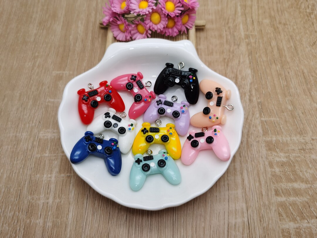 6/20 Pieces Plastic Xbox Game Controller Pendant Charm , Resin Handmade ...