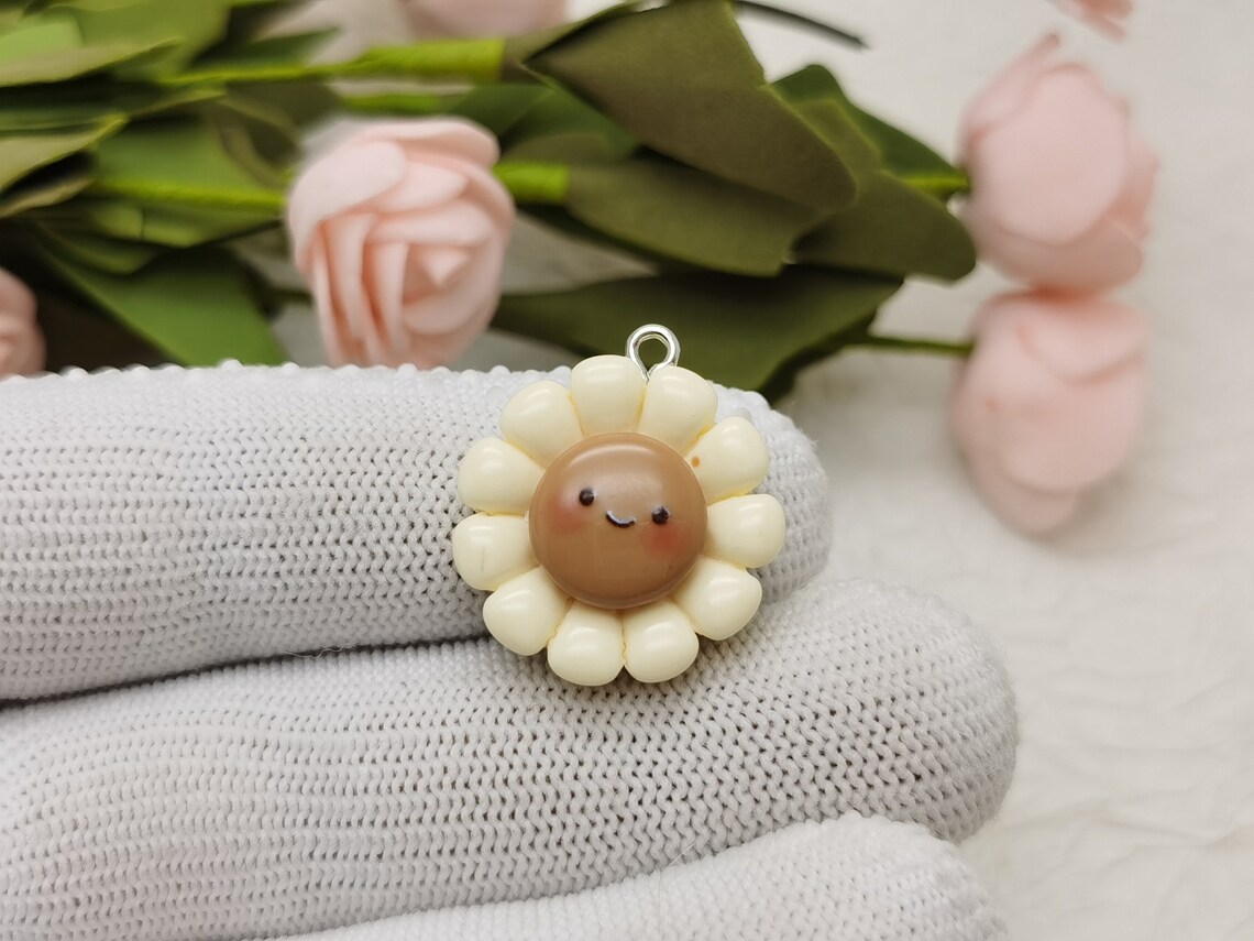 6/20 Pieces Plastic Flower Floral Blossom Pendant Charm , Resin ...