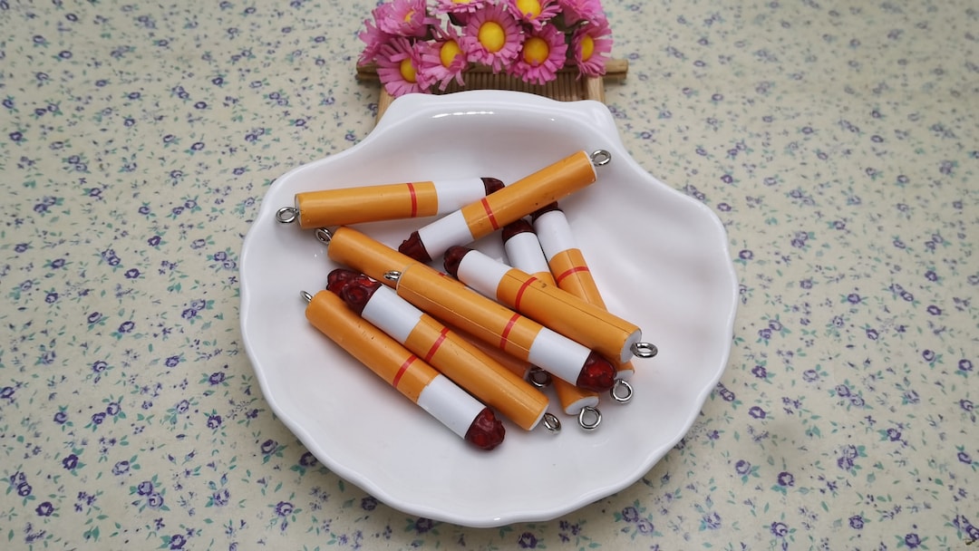 6/20 Pieces Plastic Smoke Cigarette Pendant Charm , Resin Handmade ...