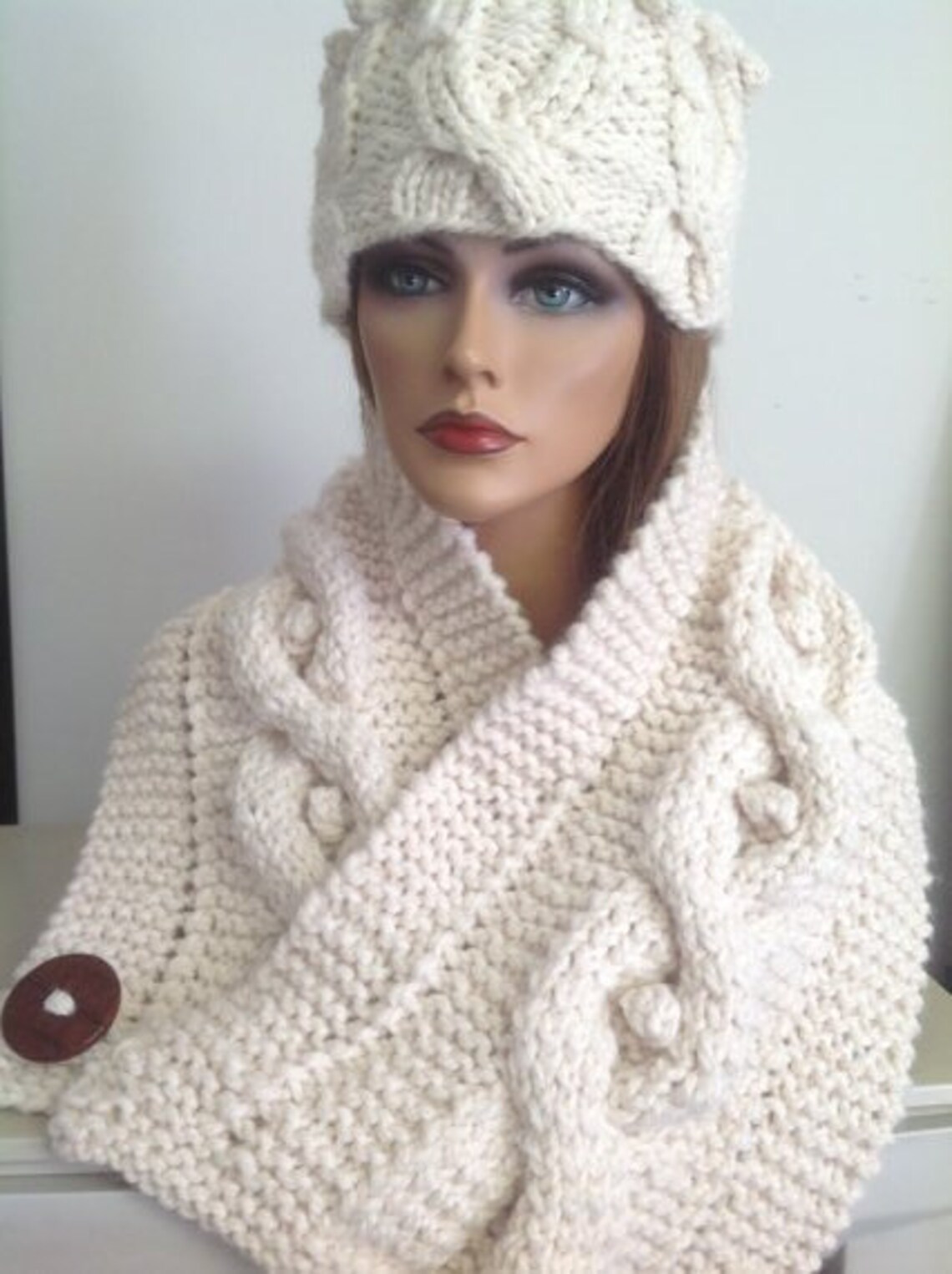 Hand Knit Hat Shawl Scarf Cowl Wrap Set Designer Afashion Wool Blend ...