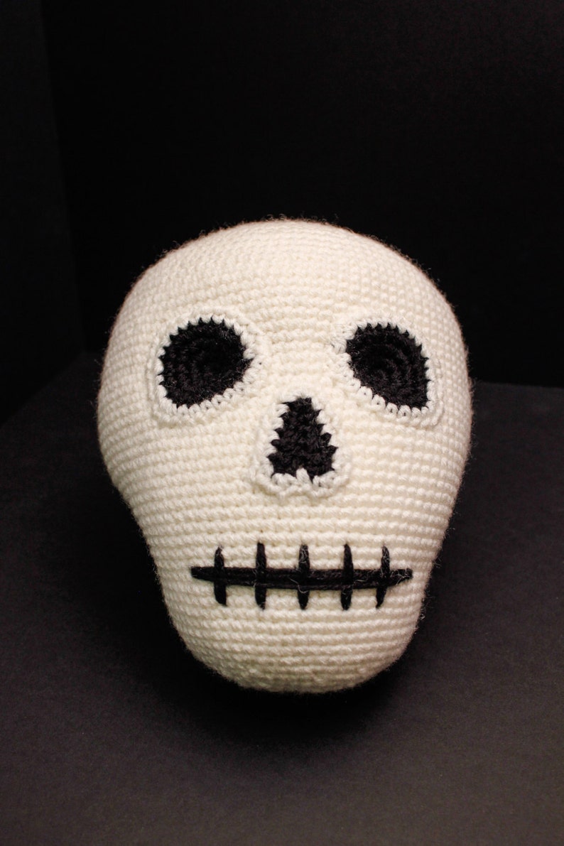 Skull Plush (PDF Pattern) - Etsy
