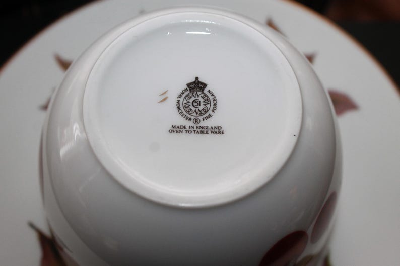 Royal Worchester's Evesham Gold Rimmed Bowls. Rare and Discontinued ...