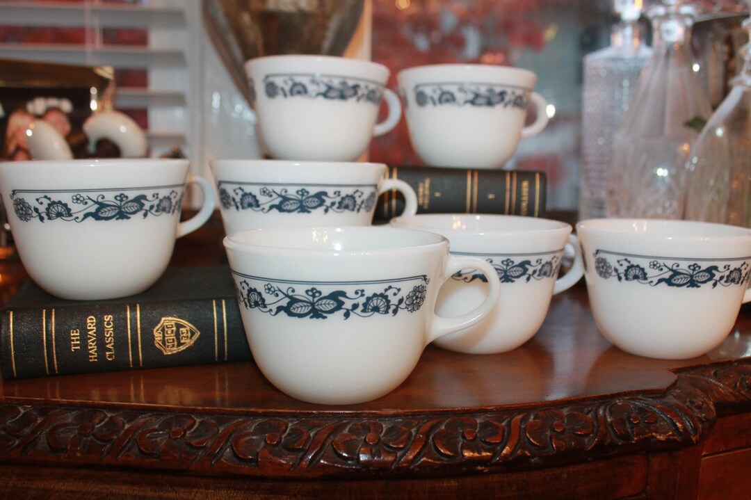 Set of 7 Vintage Pyrex Corning Ware Milk Glass Coffee Mugs - Old Town ...