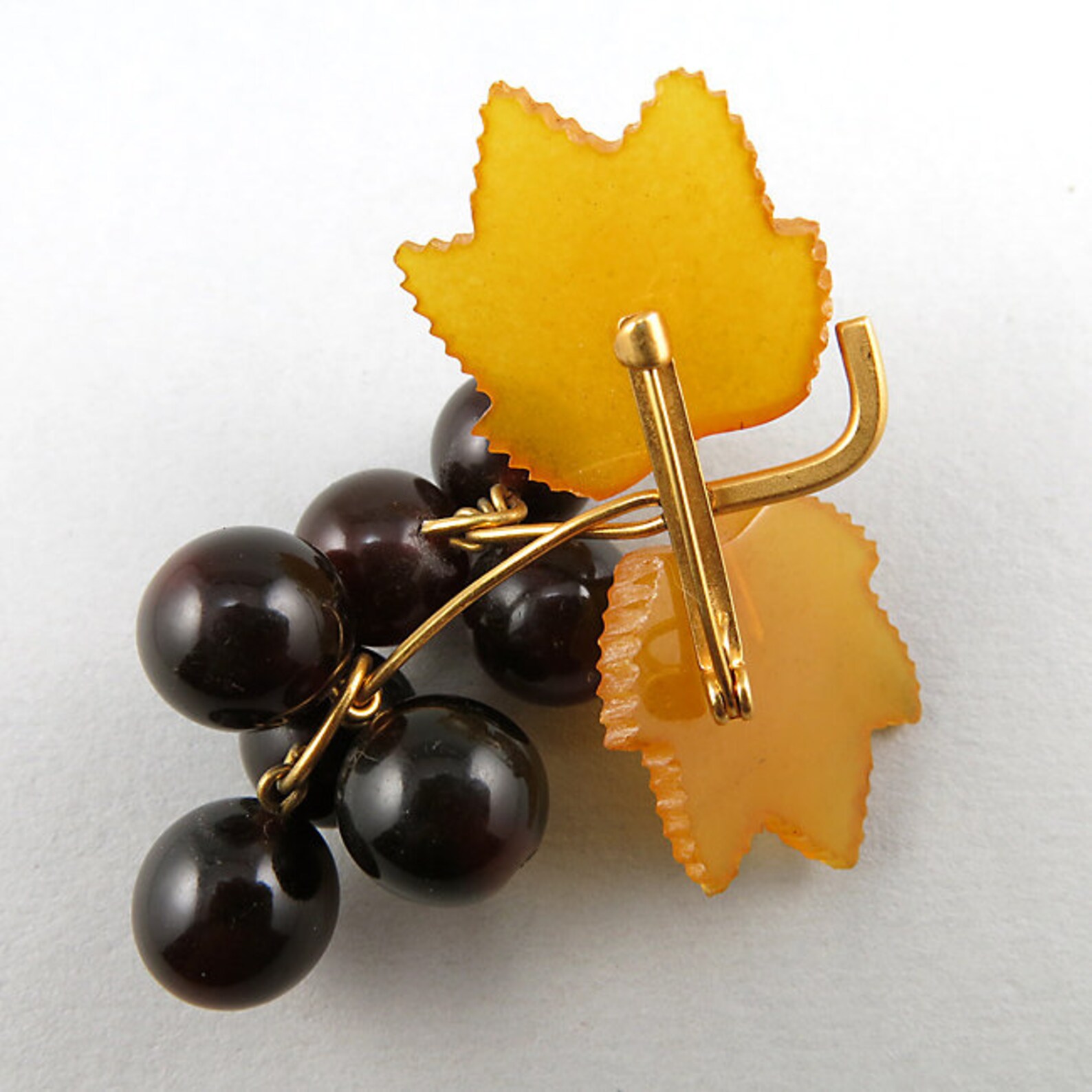 Vintage Amber Brooch Carved Yellow Amber and Brown Amber Jewelry Gold ...