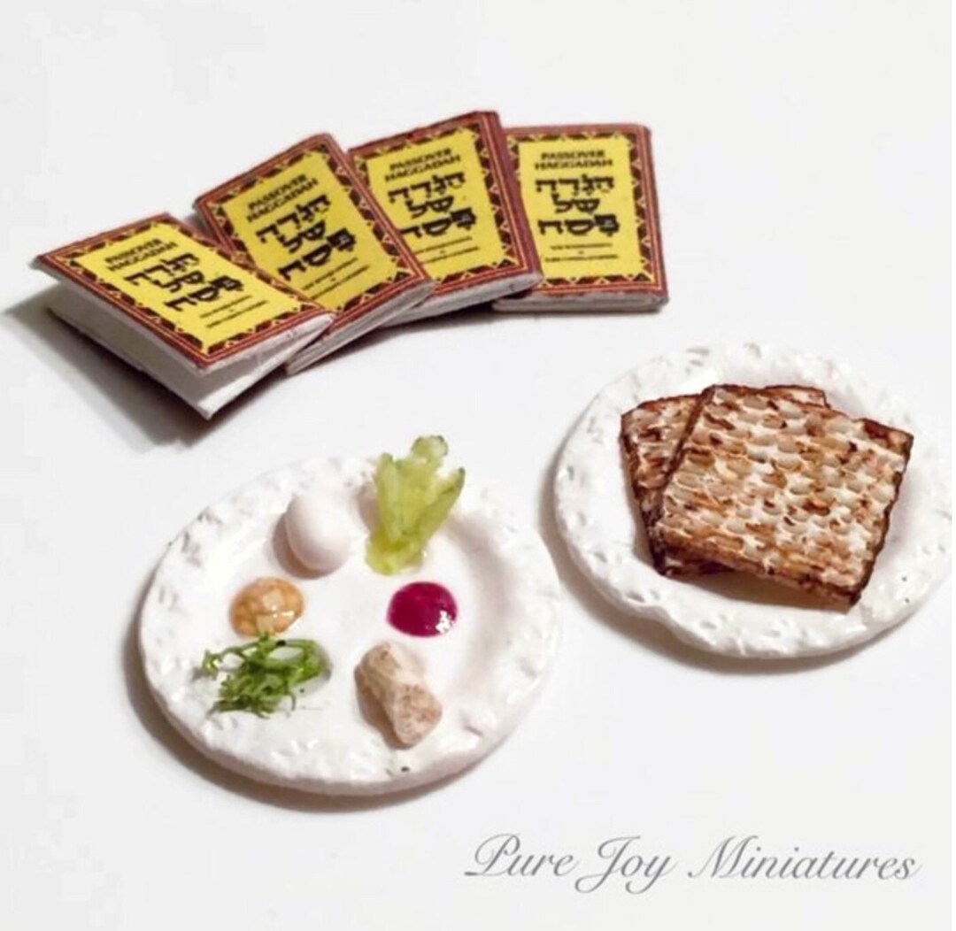 Dollhouse Miniature Jewish Passover Set - Seder Plate - Matzah ...