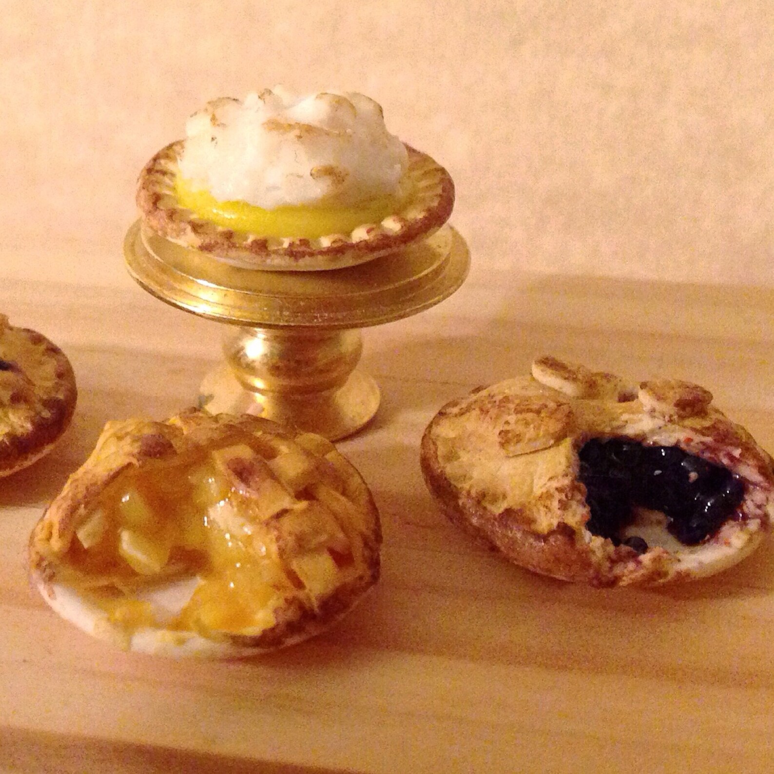 Dollhouse Miniature Lattice apple pie 12th scale miniature | Etsy