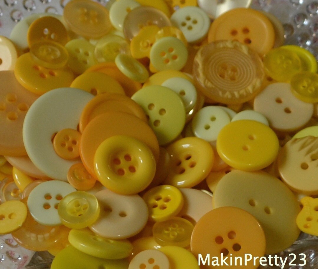 Yellow Buttons Mixed Bulk Choose Your Quantity 50 or 100 - Etsy