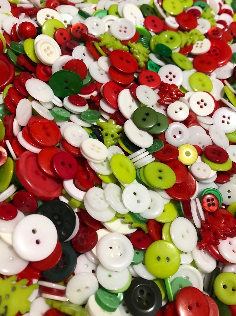 Christmas Theme Buttons Mixed Bulk 50pcs Assorted Sizes - Etsy