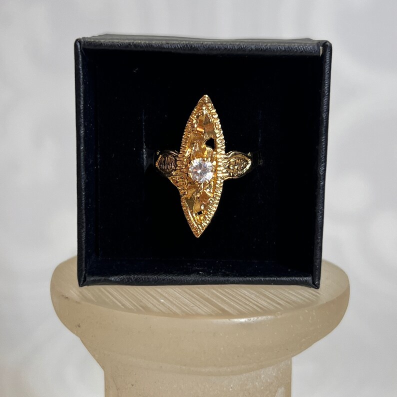 Vintage Gold Plated Toned Etched Laser Cut Ring Open Work Filigree ...