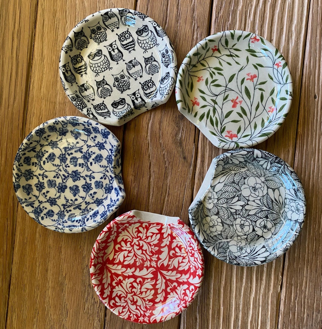 Spoon Rests Hand Thrown in White Stoneware With Glaze Patterns - Etsy