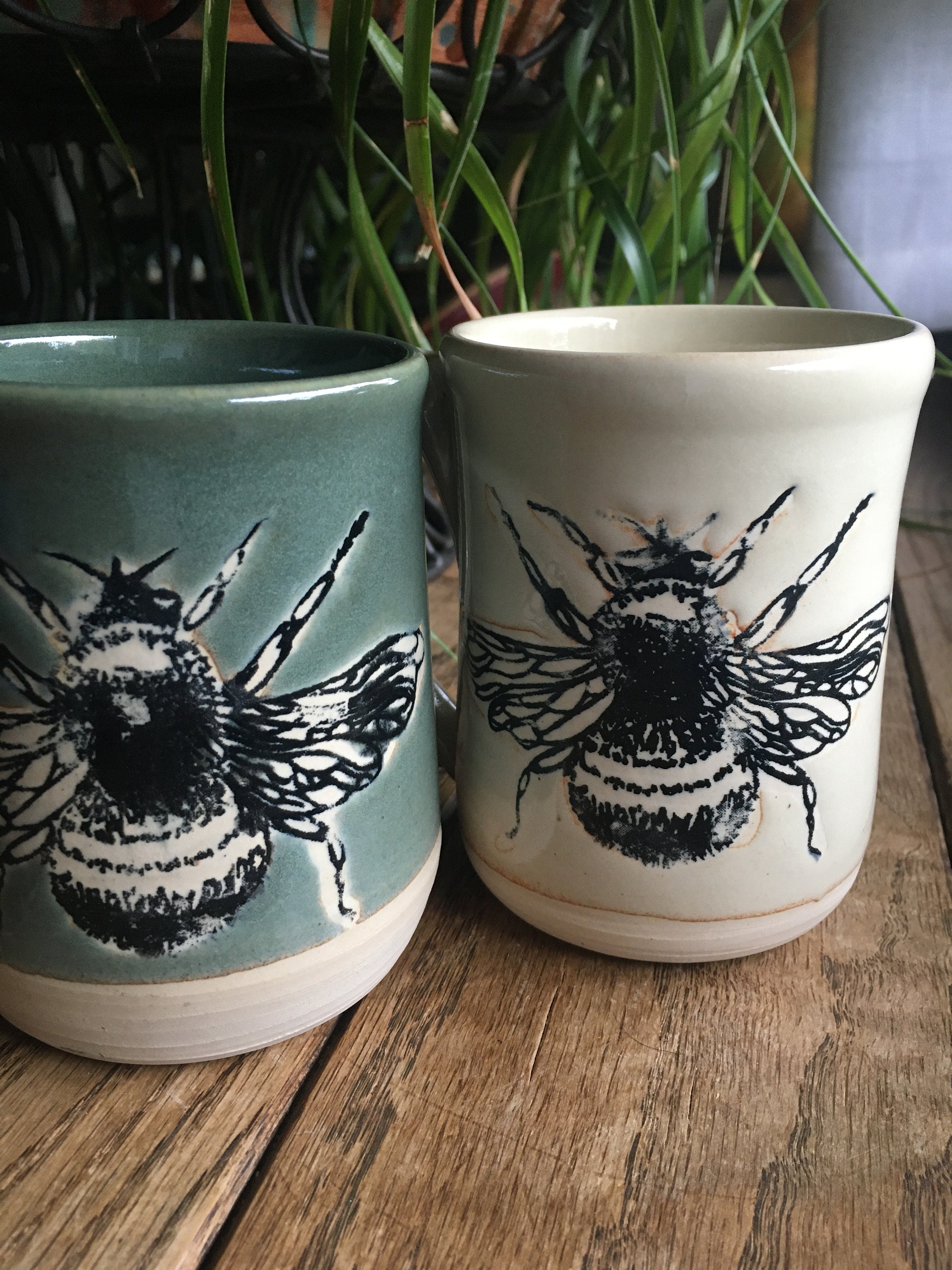 Bee Cups in Cream or Green Stoneware | Etsy