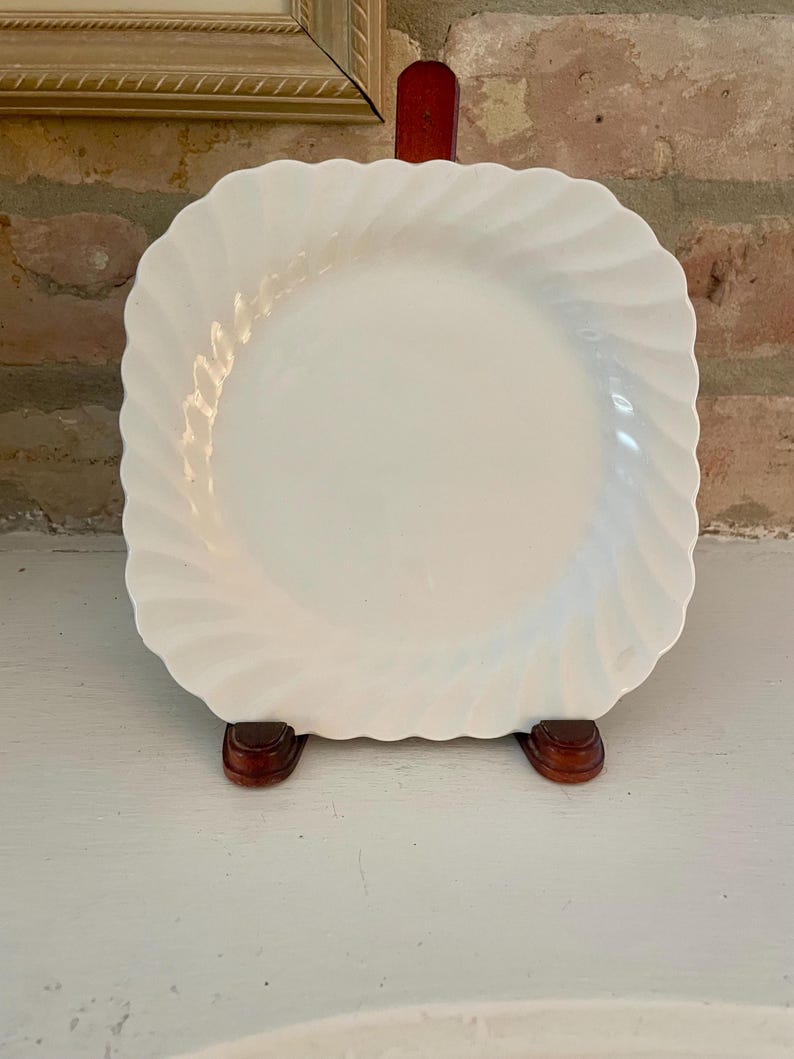 Vintage Johnson Brothers Regency Salad Plate England - Etsy