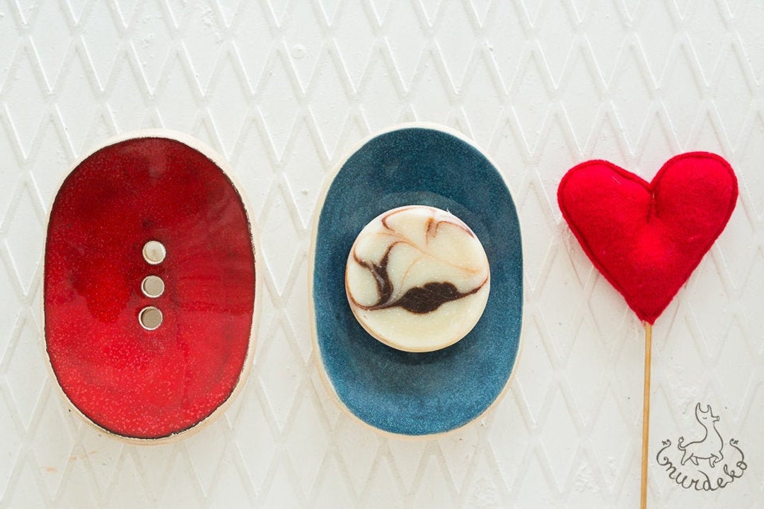 Oval Ceramic Draining Soap Dish - Red Ceramic Soap Dish With Drain ...