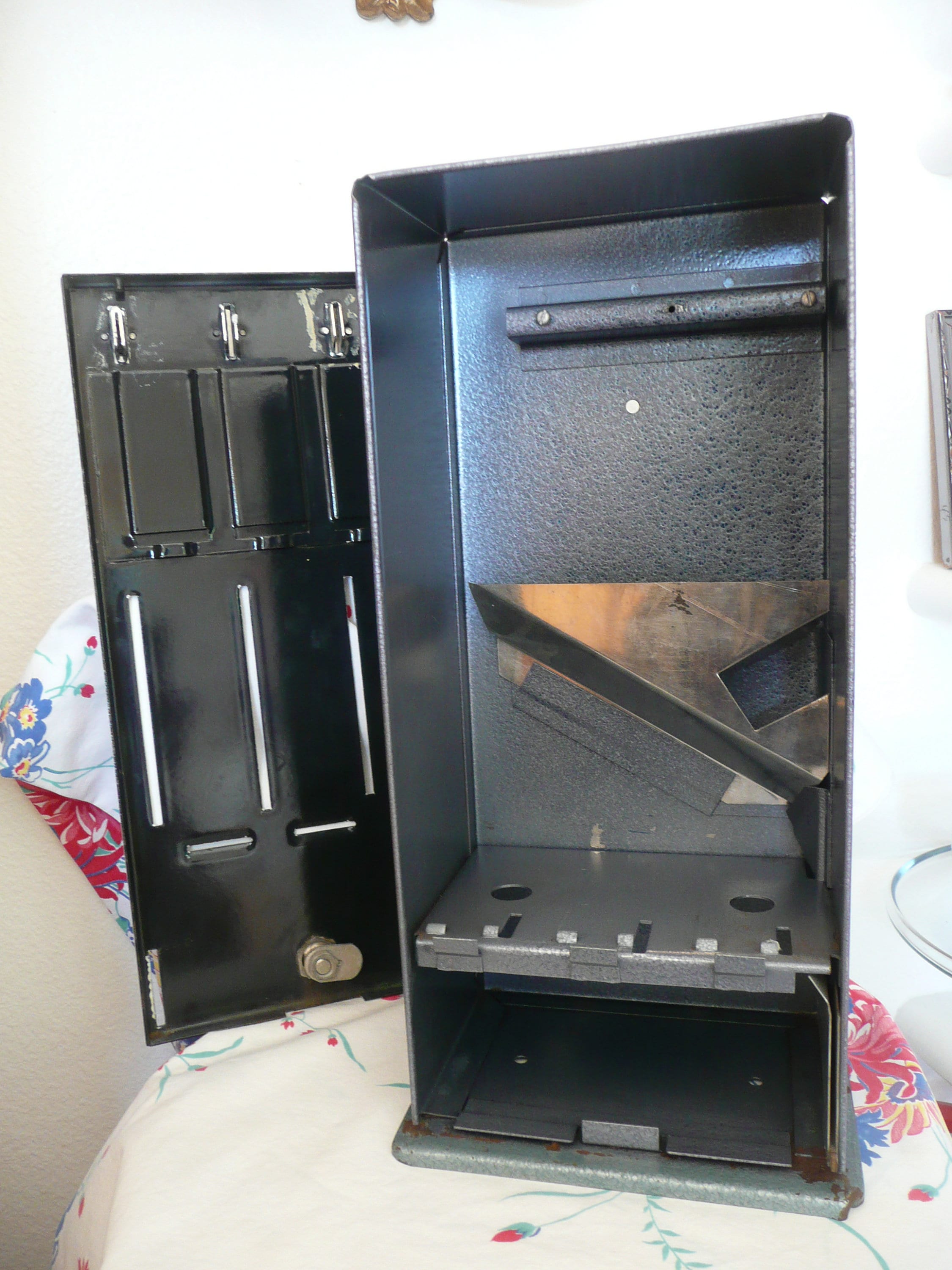 ORIGINAL Post Office STAMP Machinevintage Beautiful Graphics/colors W ...