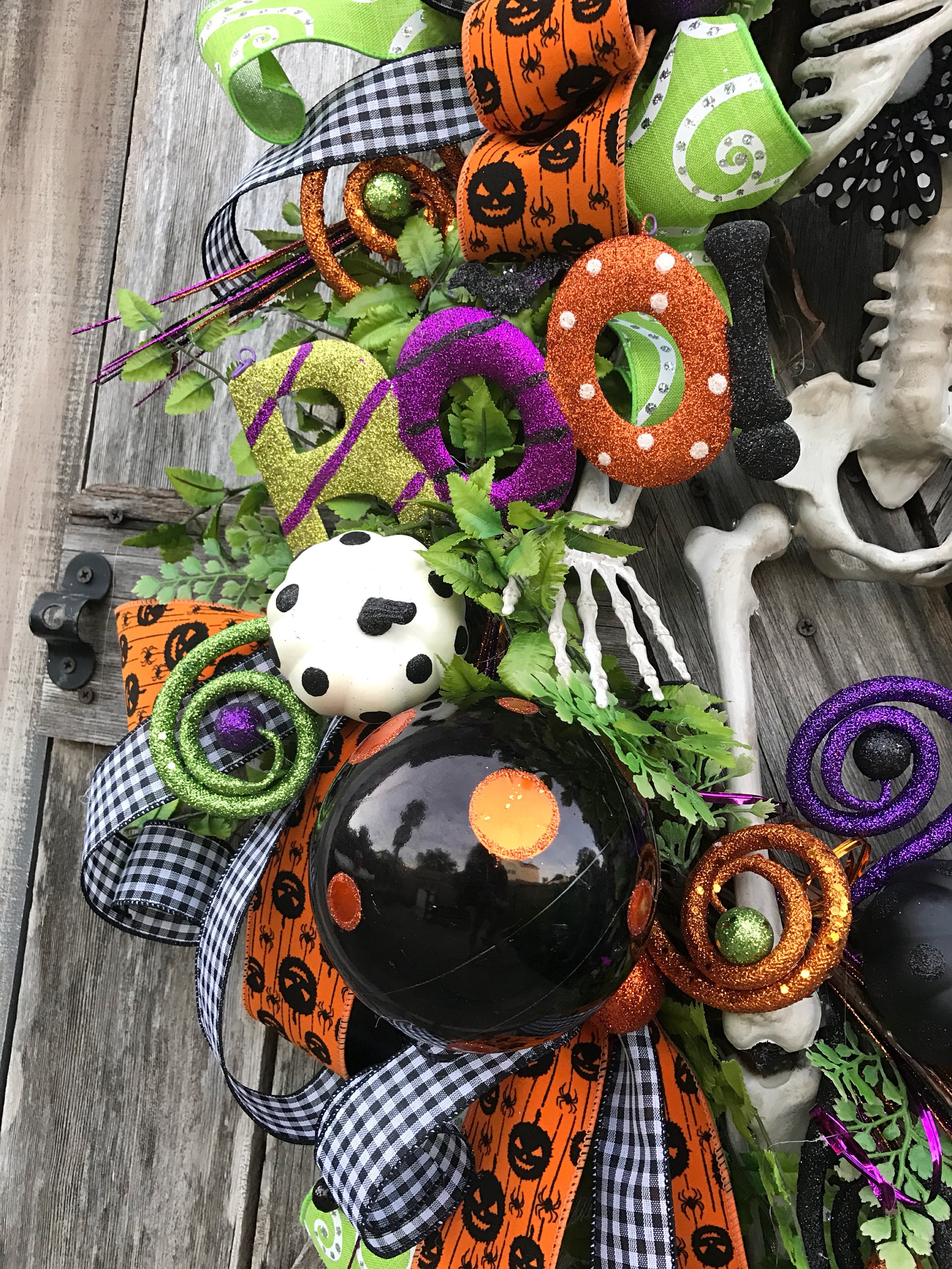 Mr Bones Skeleton Wreath Skeleton Decor Halloween Wreath Halloween