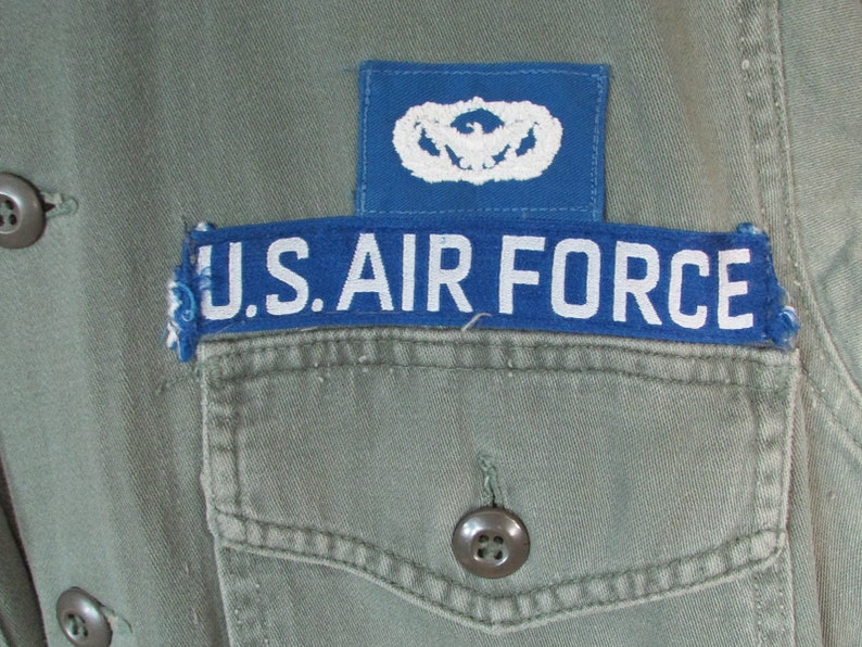 Vintage 1960s US Air Force OD Cotton Fatigue Shirt w/ Patches | Etsy