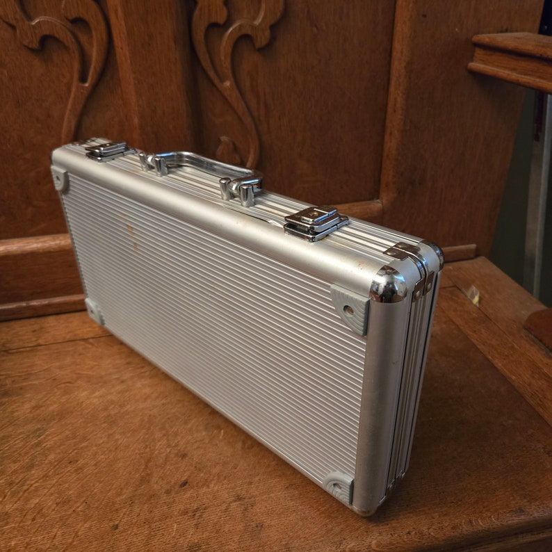 Casino Poker Chips Set Metal Lock and Keys Case - Etsy