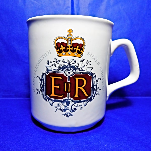 Queen Royal Coffee Mug - Etsy