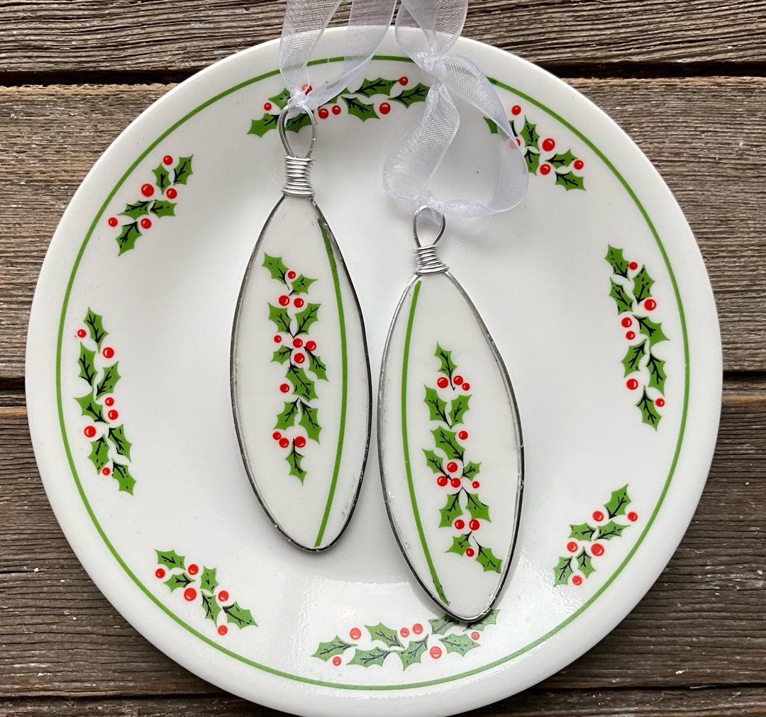 Corelle Christmas Tree Ornament Made From a Winter Holly / Holly Days ...