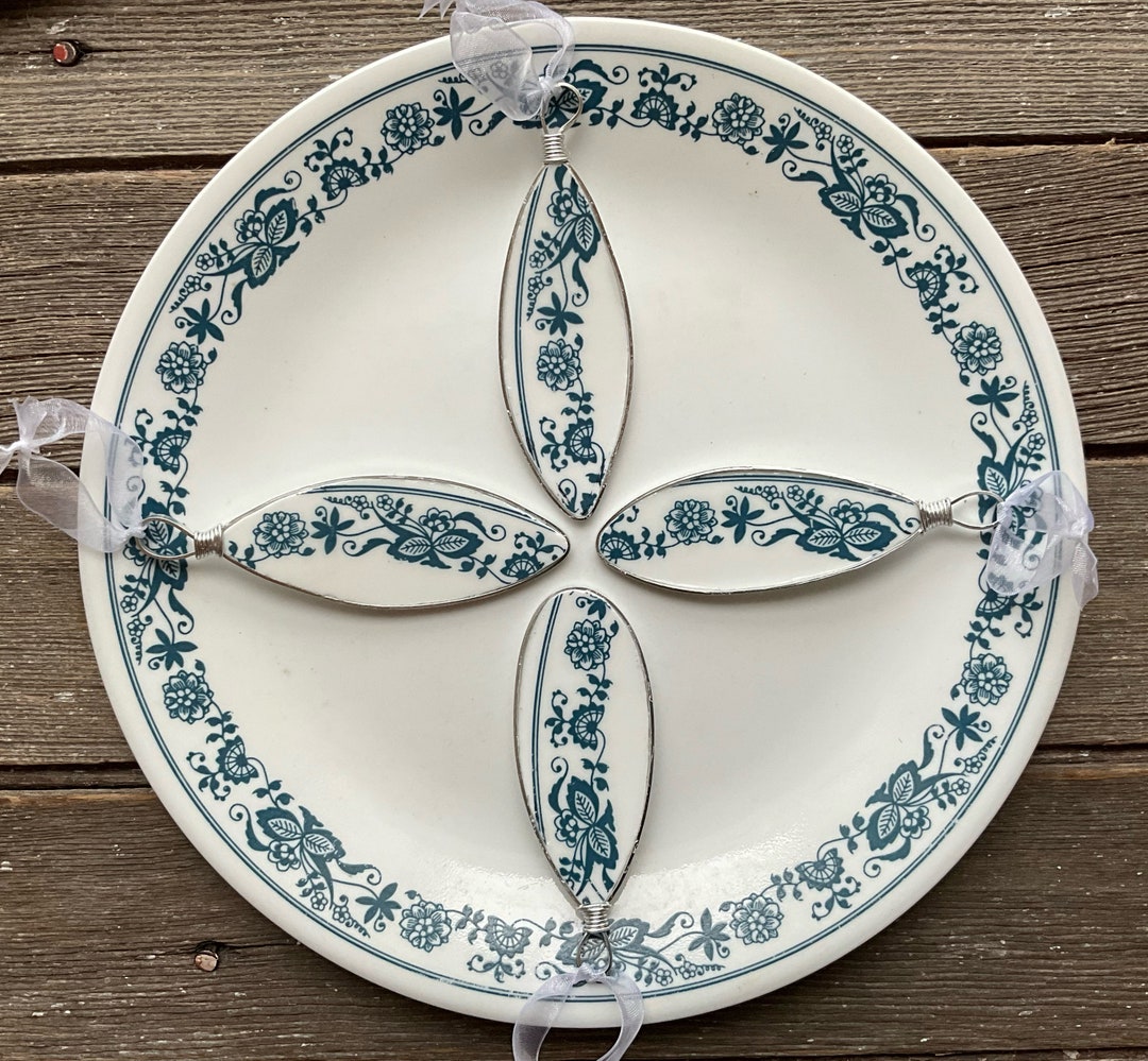 Corelle Christmas Tree Ornament Made From an Old Town Blue Broken Plate ...