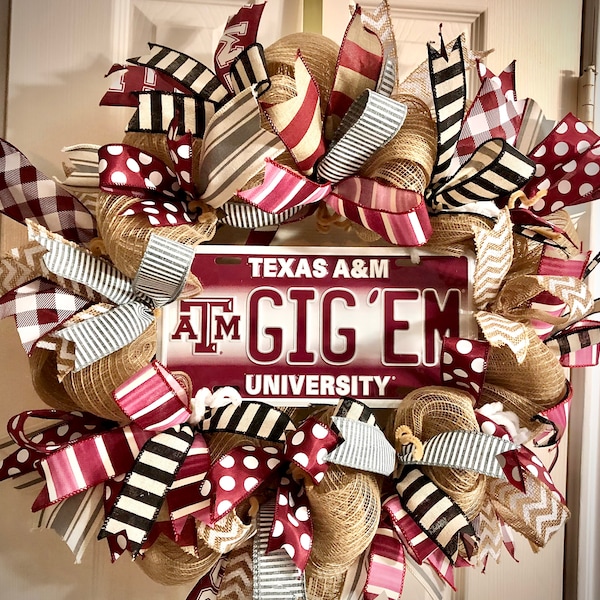 College Wreath - Etsy