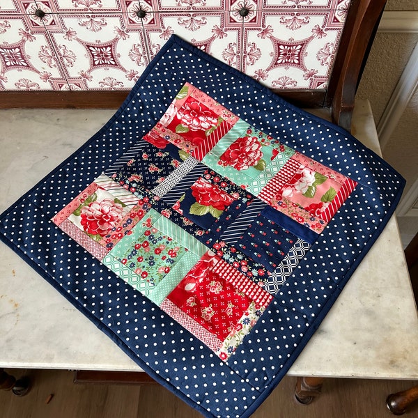 Square Table Topper - Etsy