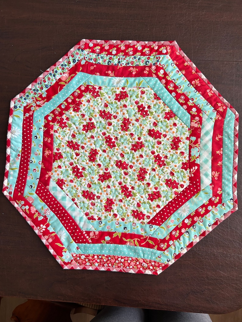 Octagon 21" Table Topper - Etsy