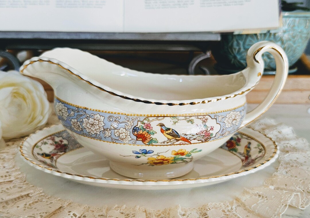 Vintage Johnson Brothers the Vigo Old England Gravy Boat & Underplate ...