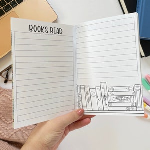 Mini Reading Journal, 5x7 Inch Mini Journal for Readers, Track up to 30 ...
